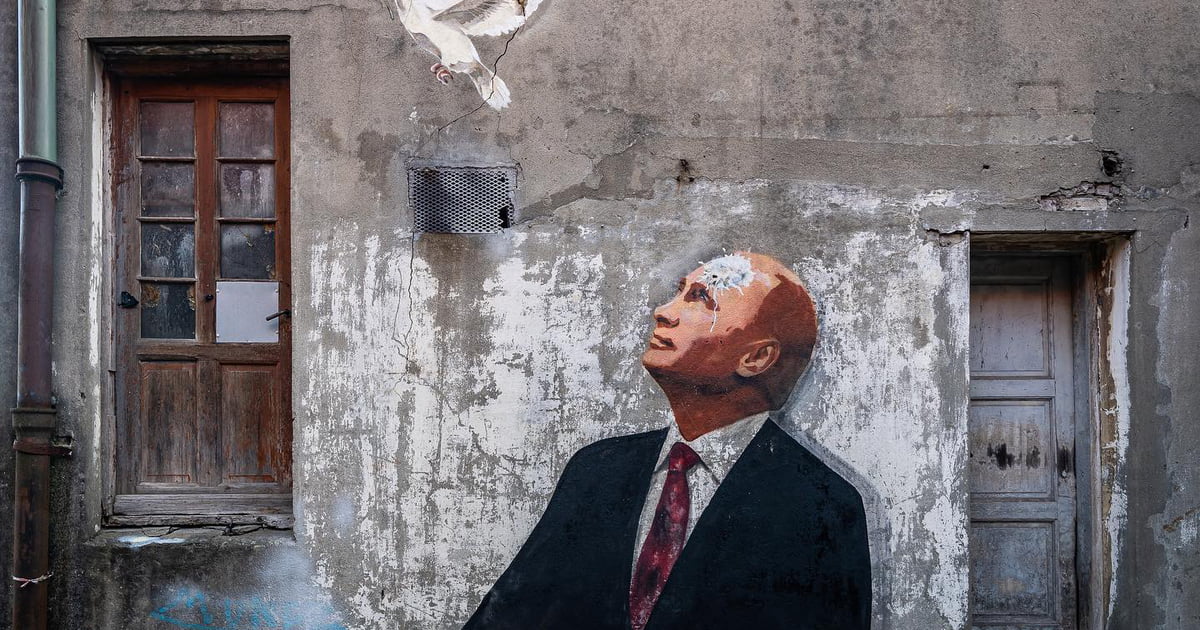 Show me your best Putin meme satire. - 9GAG