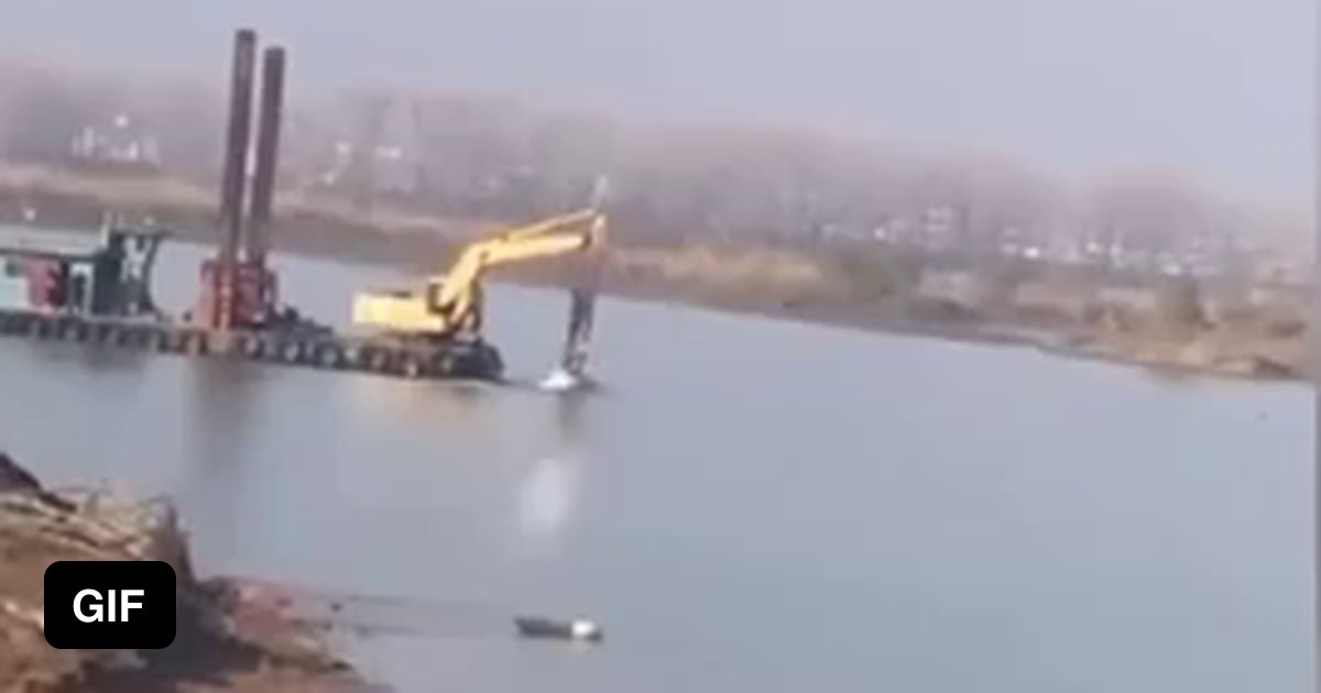 Improvise, adapt , Execute! - 9GAG