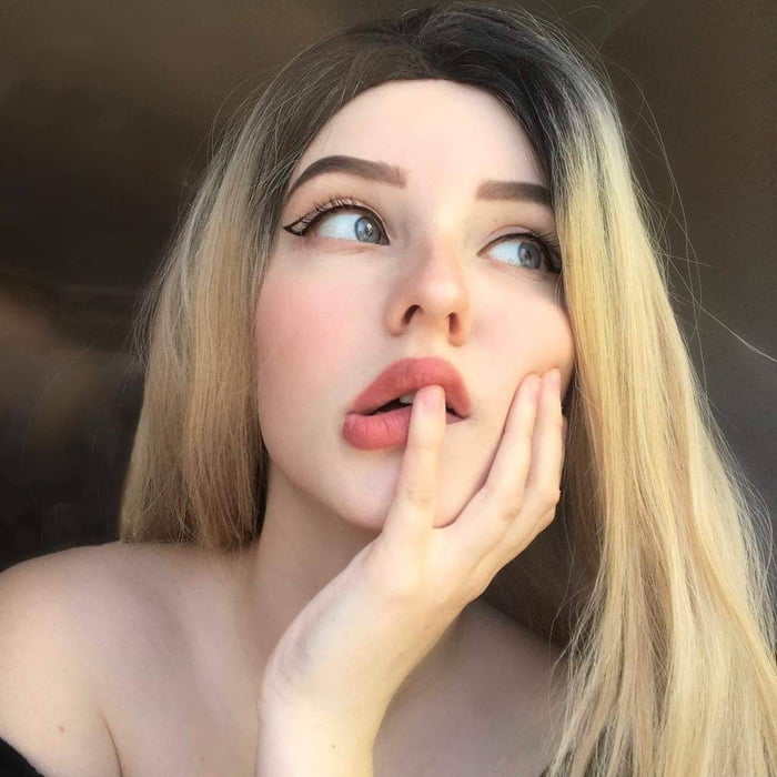 Name of this model please? - 9GAG