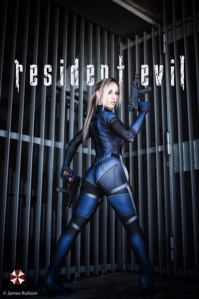 Pixie Quinn as Jill Valentine (Resident Evil) - 9GAG