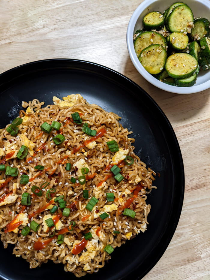 Spicy stir-fried ramen + cucumber salad - 9GAG