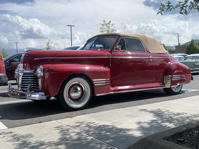 ‘41 Pontiac Torpedo - 9GAG