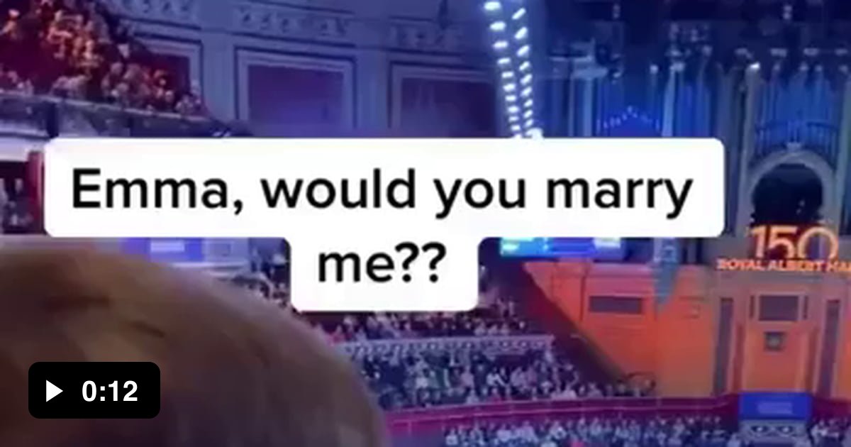Emma, would you marry me? - 9GAG
