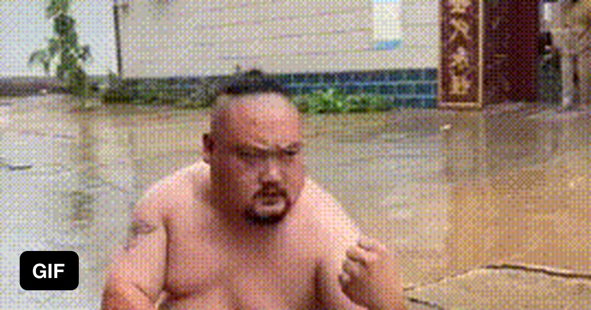 Flexible fat man - 9GAG