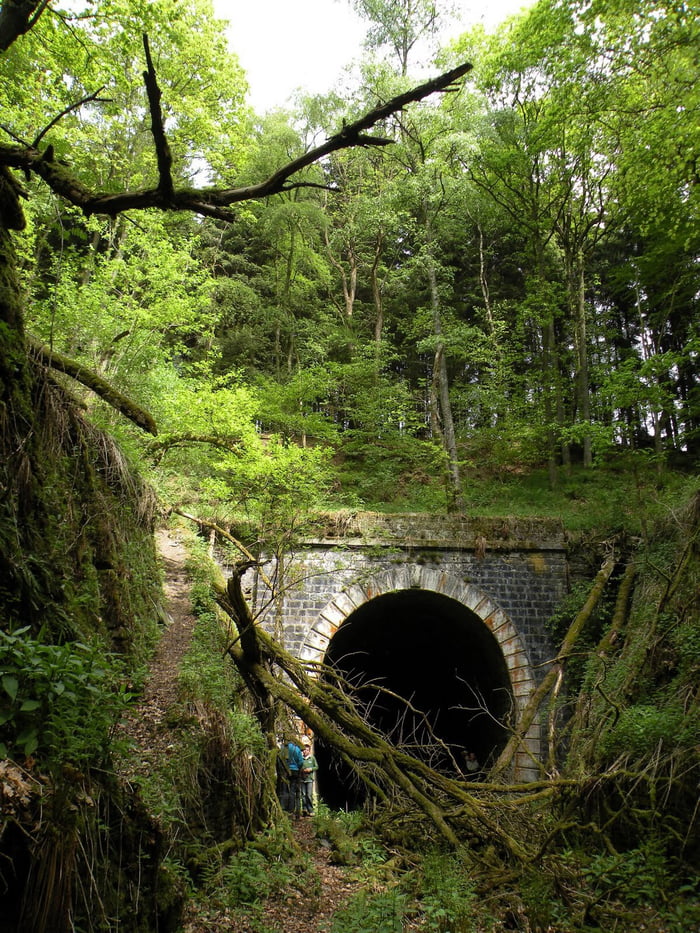 Luxembourg - Wilwerdange - 9GAG