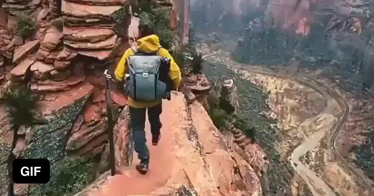 Moody days in Zion National Park, USA - 9GAG