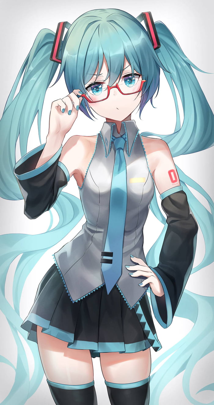Megane Miku - 9GAG
