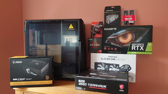 Been planning this for some time .... Can't wait to play solitaire - 9GAG