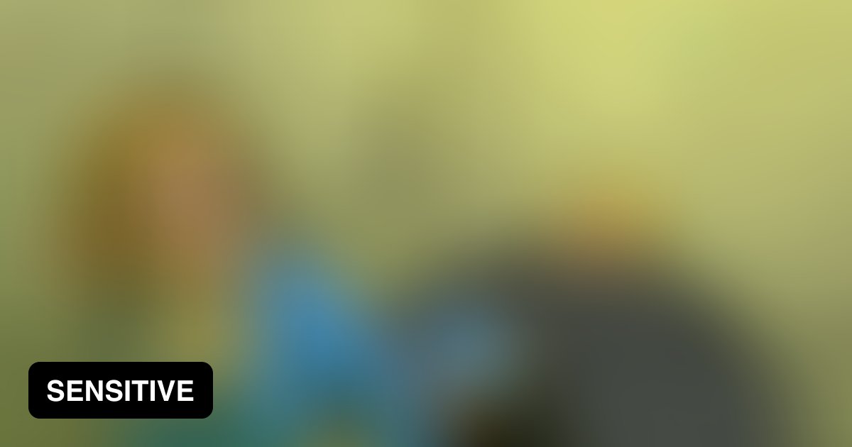 WARNING: USE HEADPHONES or TURN VOLUME DOWN - 9GAG