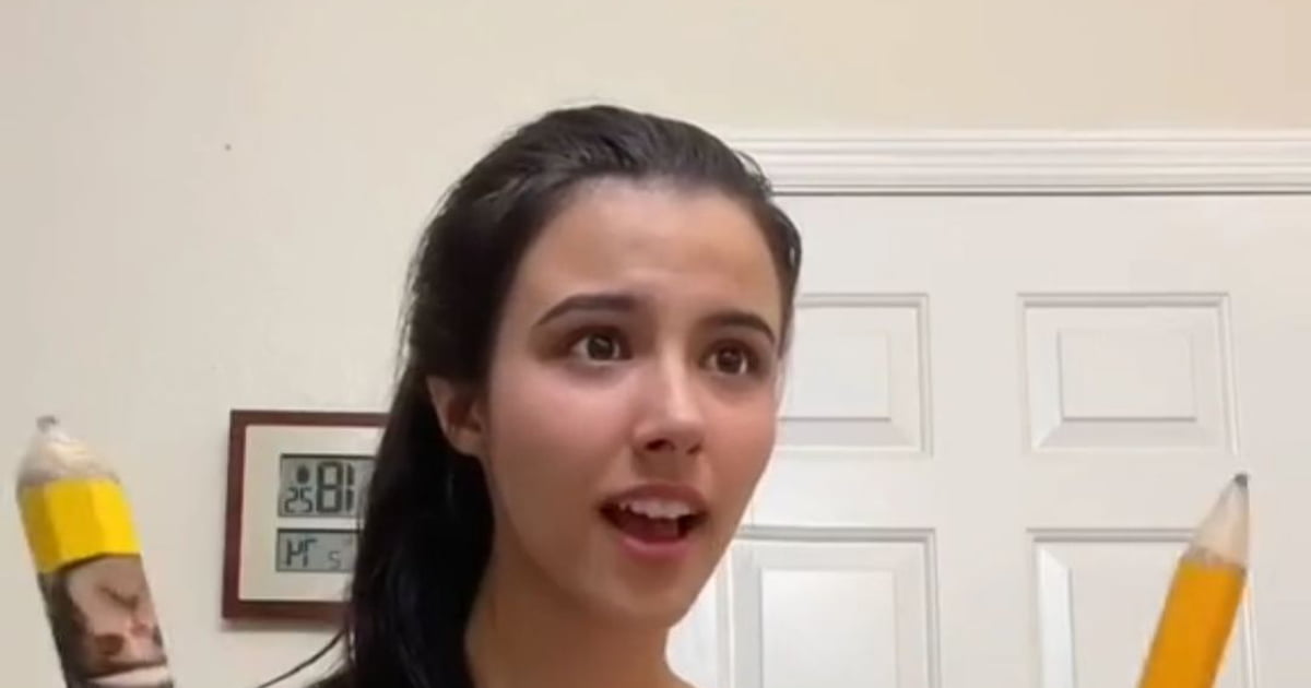 Those two are huge! - 9GAG