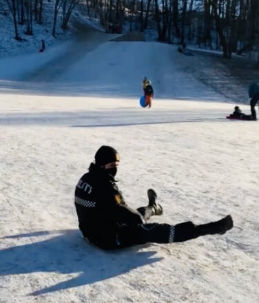 Just a scandinavian thing: Norwegian police snow sliding on a riot ...