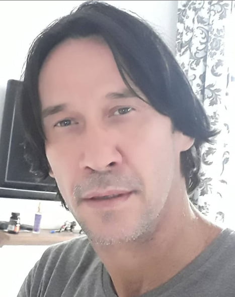 This is Marcos Jeeves. He is a brazillian that looks like Keanu Reeves ...