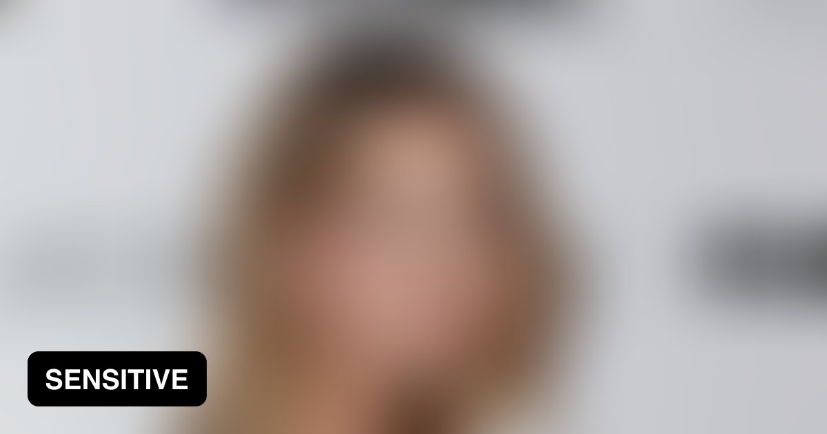 Debby Ryan - Nipple - 9GAG