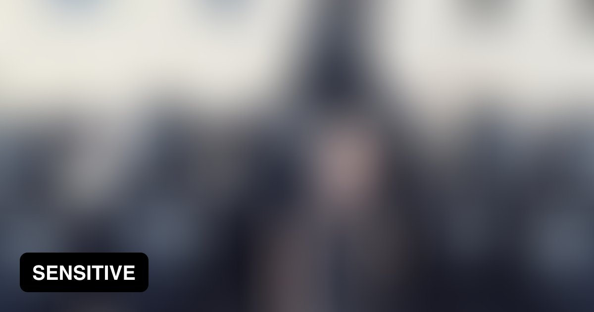 A small white girl surrounded by a bunch of black dudes... we know ...