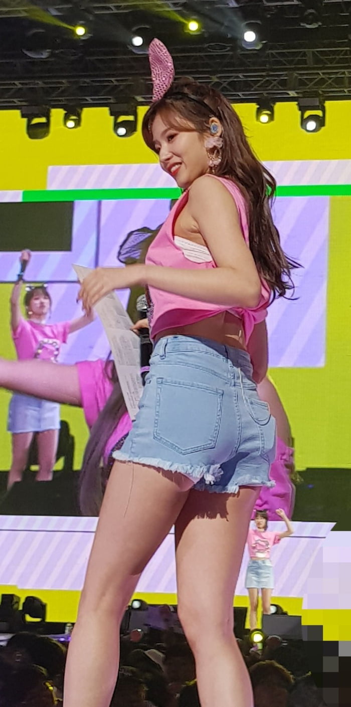 TWICE - Sana THICC - 9GAG