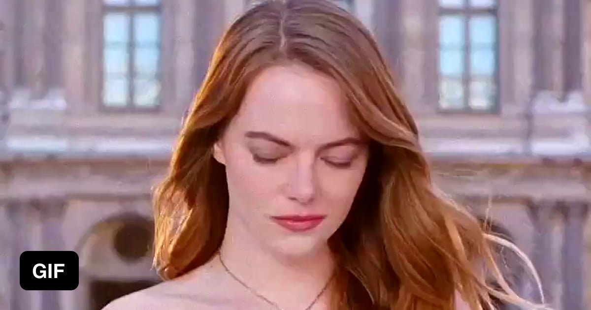 Emma Stone looking stunning in her new Louis Vuitton ad - 9GAG