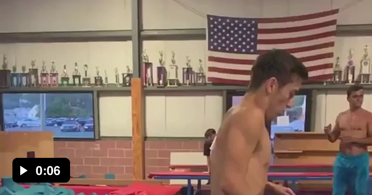 This man’s smooth moves. - 9GAG