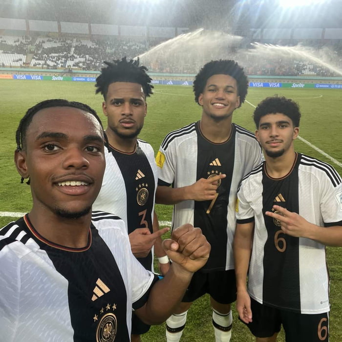 Germanys U17 Team facing the World Championship Final. Yes this is the ...