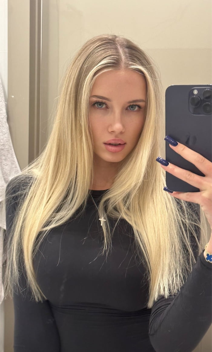 Polina Malinovskaya - 9GAG