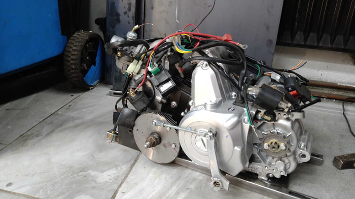 Started to build another homemade RC-tank. This time I'll use two ...