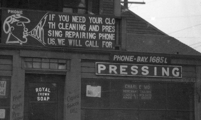 Clever(-ish) 1920s phone number face - 9GAG