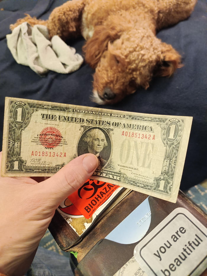 Got this super weird bill at work today, is it worth more than $1 - 9GAG