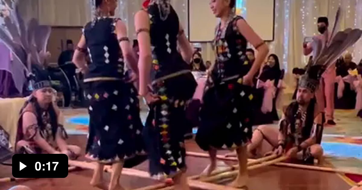 The Magunatip dance from the Murut tribe, Sabah Malaysia - 9GAG