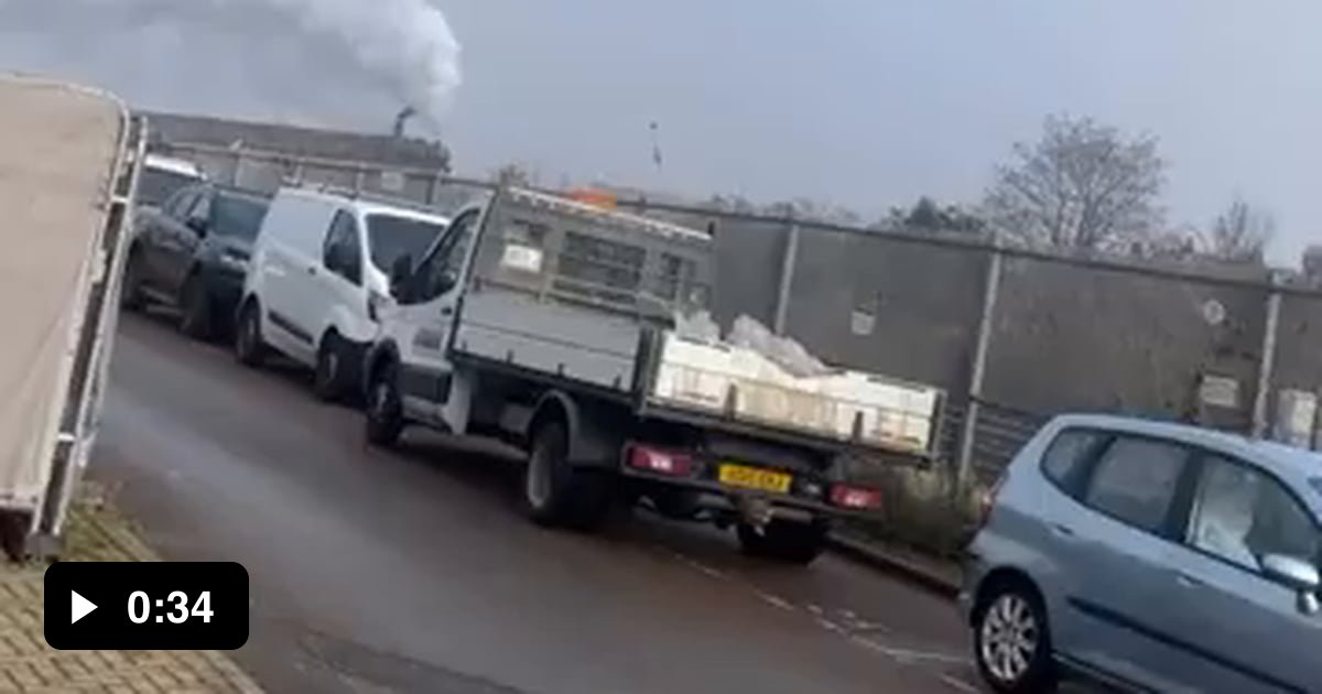 A guy's excitement on seeing a steam train turns sour real fast - 9GAG