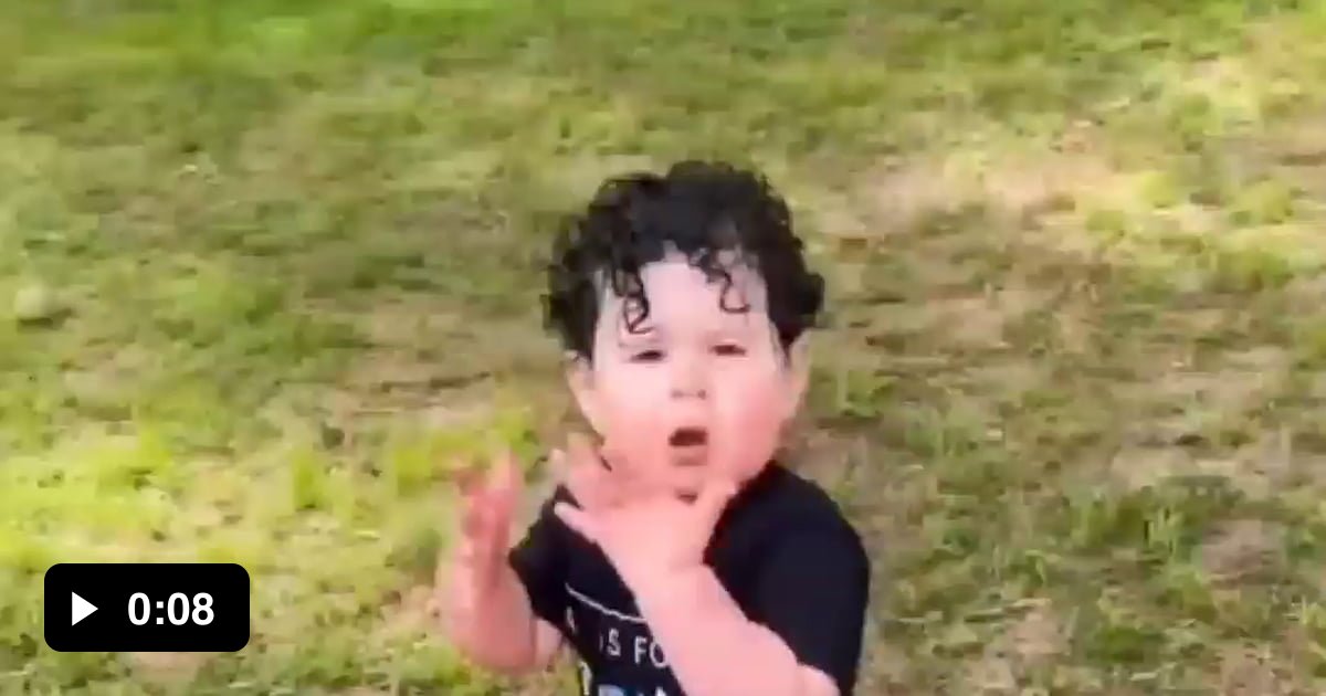 The squishy dance - 9GAG