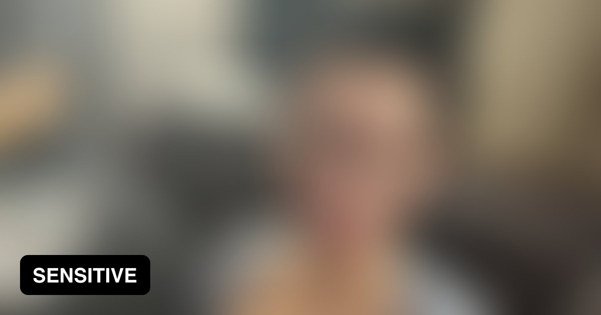 Average girl next door - 9GAG