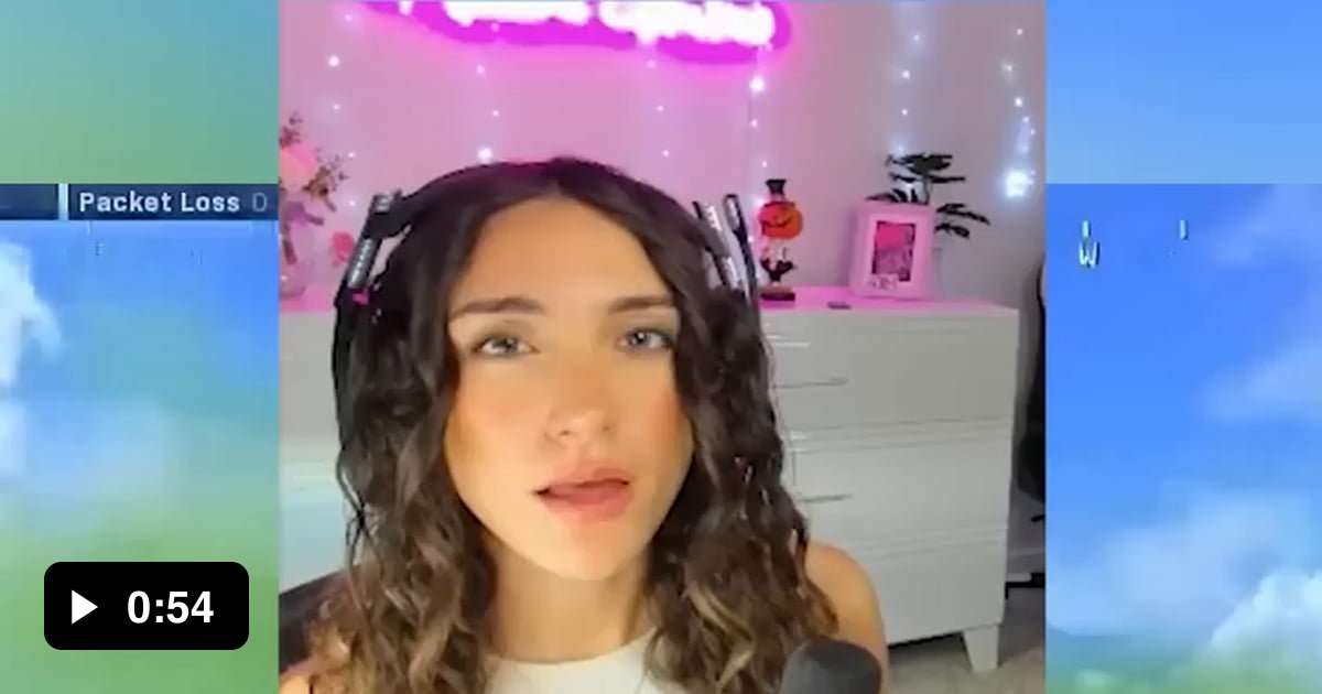 Worlds Best Female Warzone player turned out to be hacking. Finally got ...