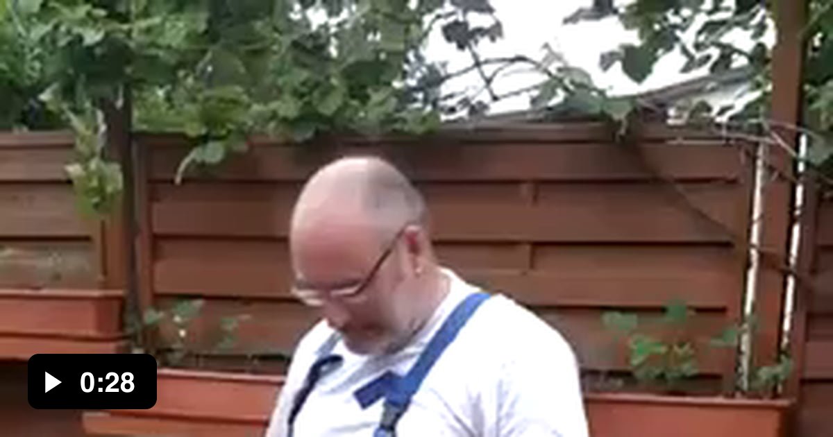 Sneaky sneaky.... - 9GAG