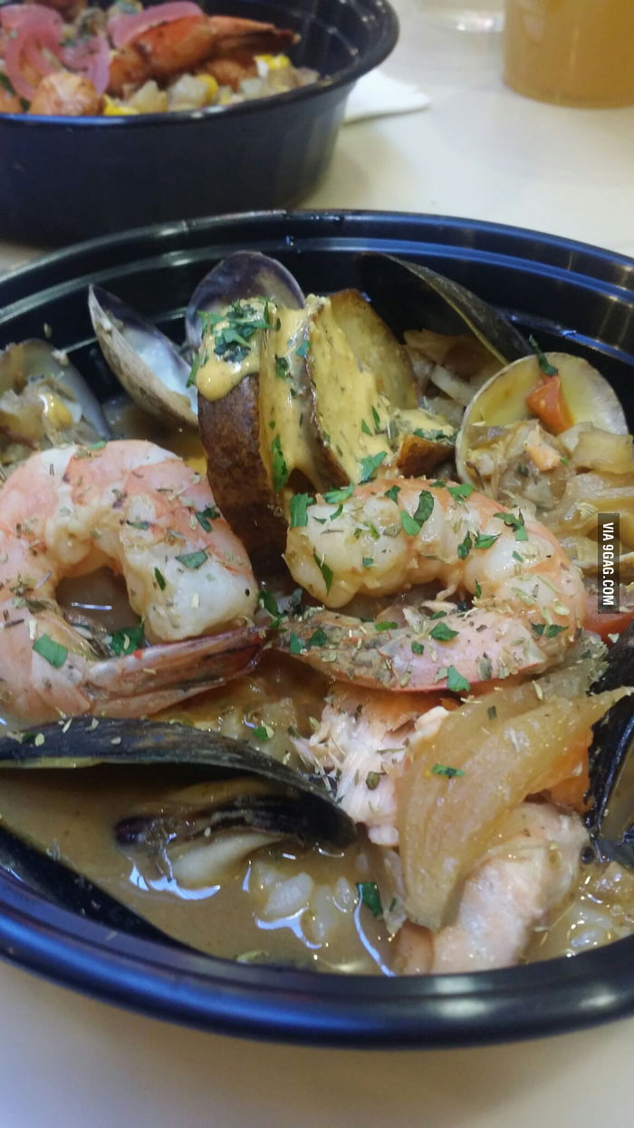 Any seafood lovers?! - 9GAG