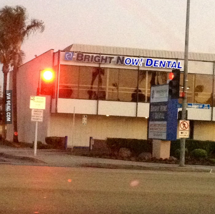 Unfortunate sign malfunction in my town. - 9GAG