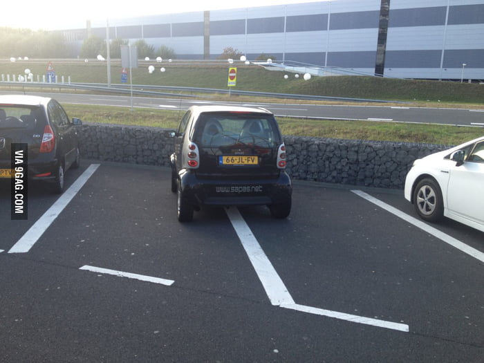 Scumbag Smart driver... - 9GAG