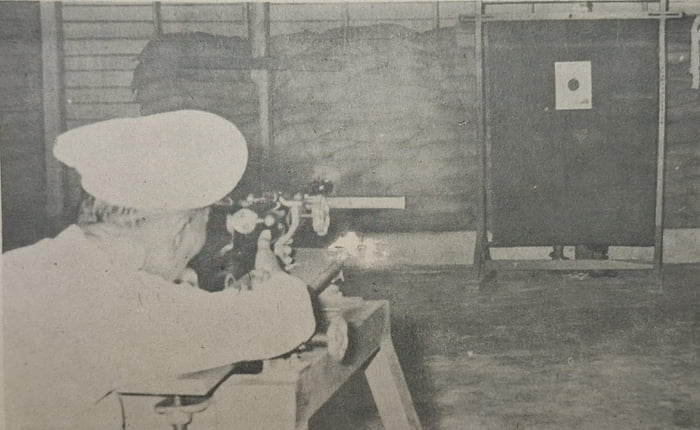 Execution by submachine gun in Thailand (1972-06-19) - 9GAG