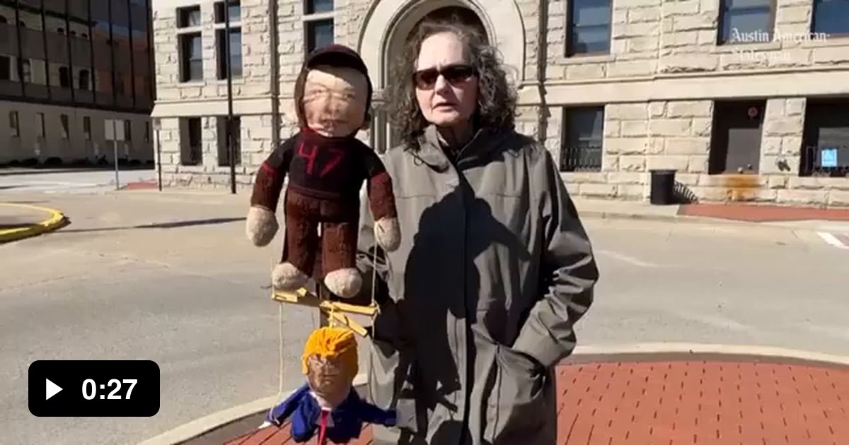 XX shows with puppets - 9GAG