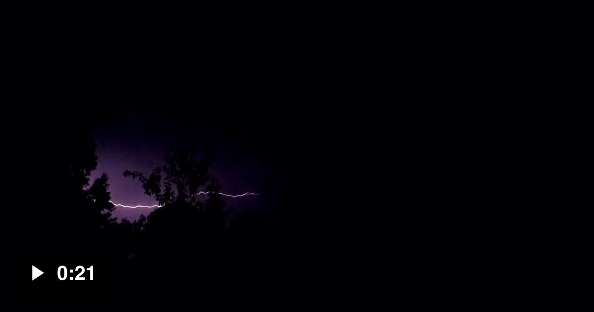 Lightning in Ireland - 9GAG