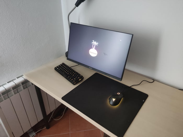 Optimum tech enjoyer here - 9GAG