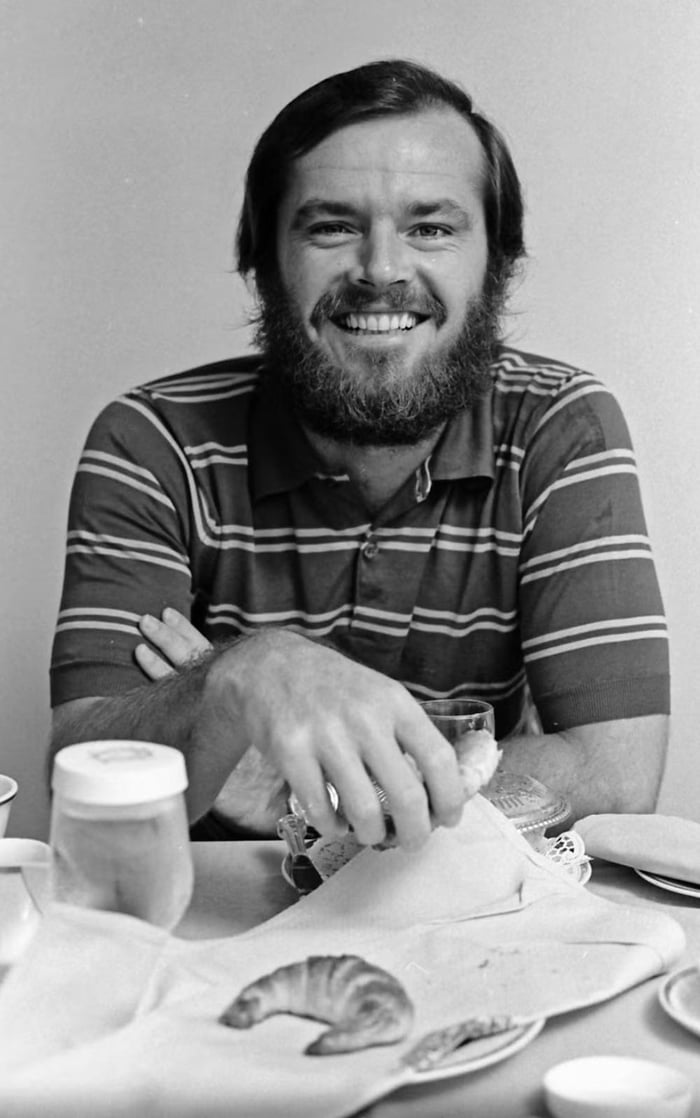 Happy happy to this guy! Jack Nicholson, NYC, 1969 - 9GAG
