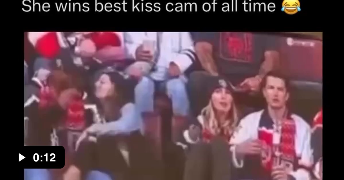 When the Kiss Cam takes an unexpected turn - 9GAG