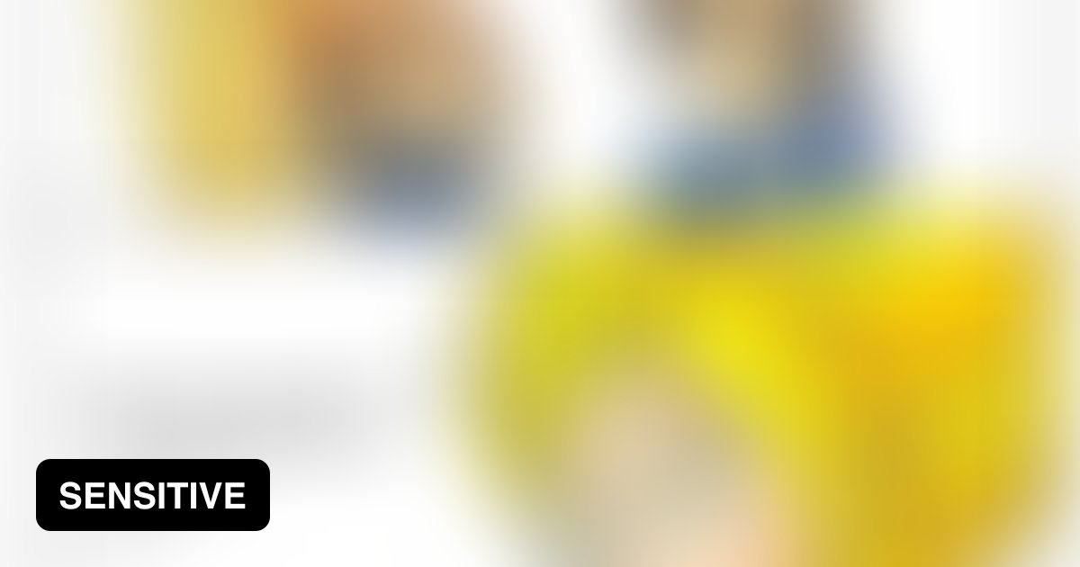 She accidentally did the final flash - 9GAG