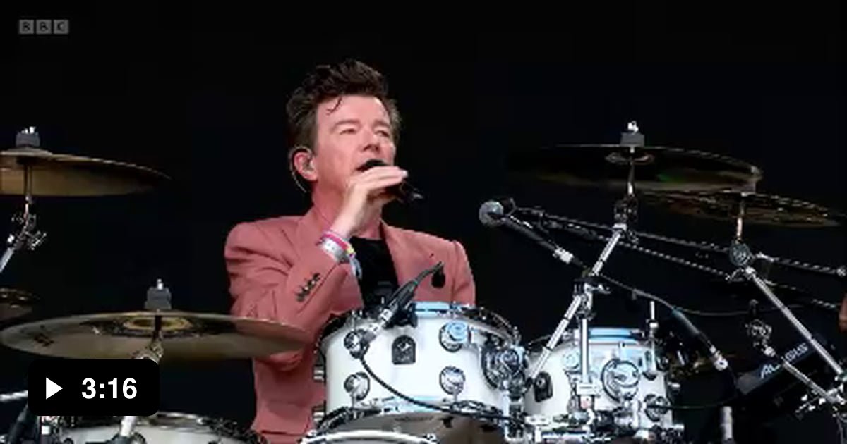 The year Glastonbury got Rick (rock n) Rolled - 9GAG