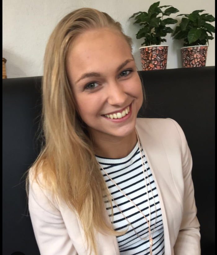 A catholic volunteer, bless her heart. She brings so much joy into the world. - 9GAG