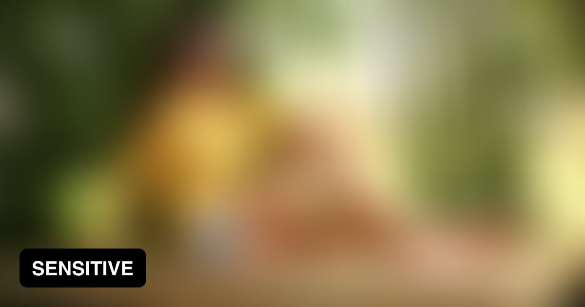 Random boner generator - 9GAG