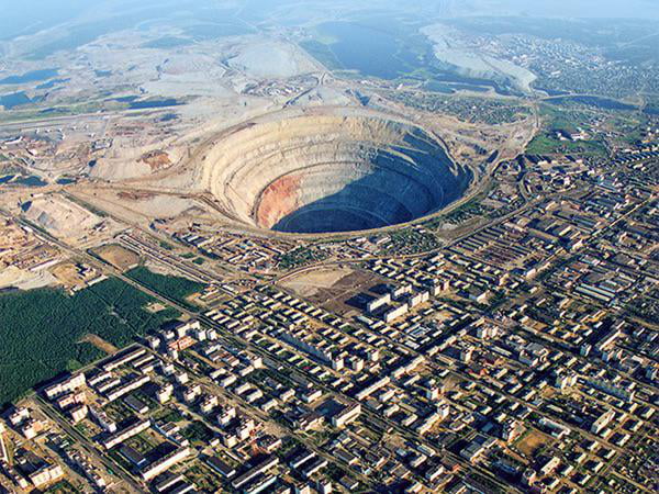 Mirny is a diamond mining town in Siberia, Russia, about 280 miles (450 ...