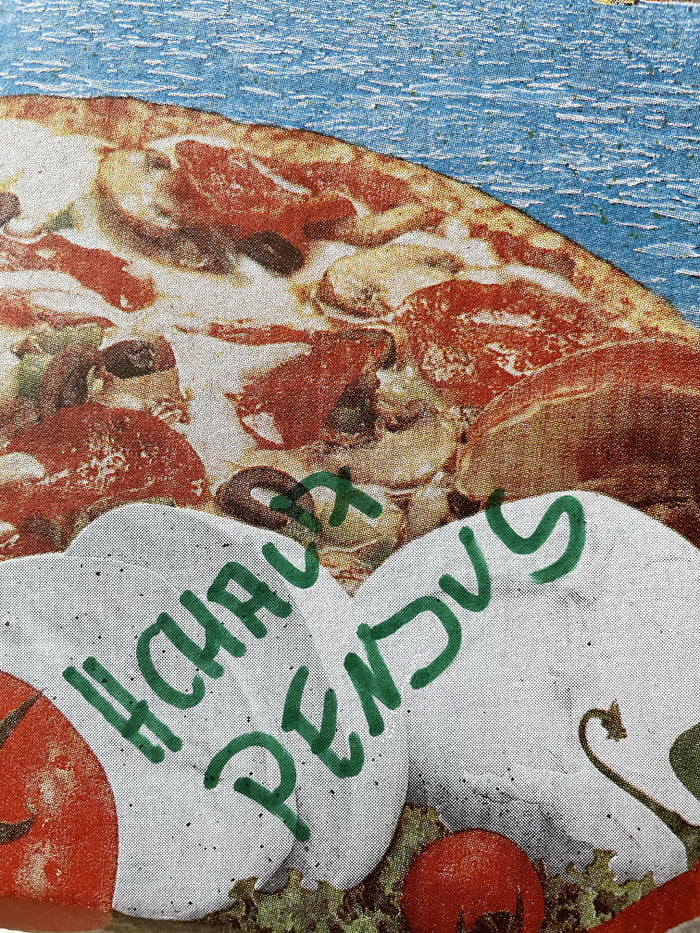 Habe auf meine Pizza einen extra Belag bestellt, was könnte es sein? - 9GAG