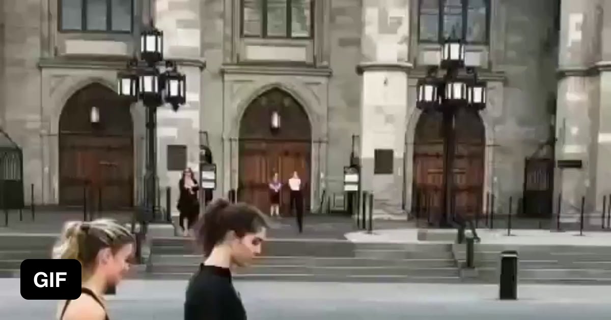 The amount of core strength they have is incredible - 9GAG