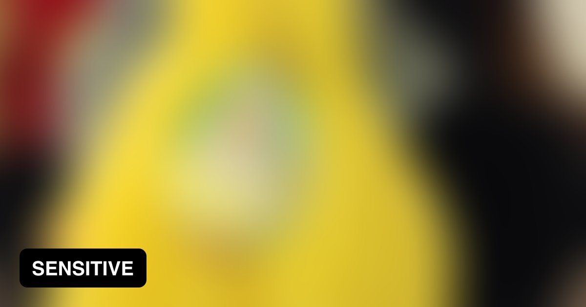 Who else agree that this chicken costume look like a ball sack? - 9GAG