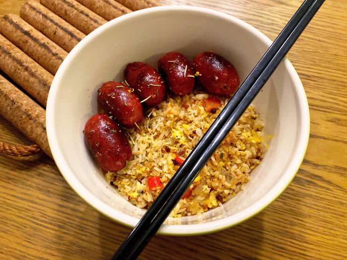 Filipino pork sausage (Longganisa) and dirty rice bowl - 9GAG